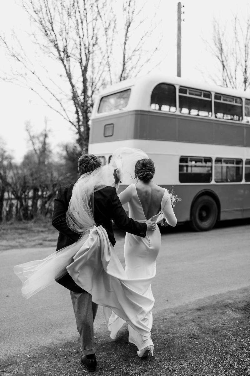 Oscar Lili Bride Harriet